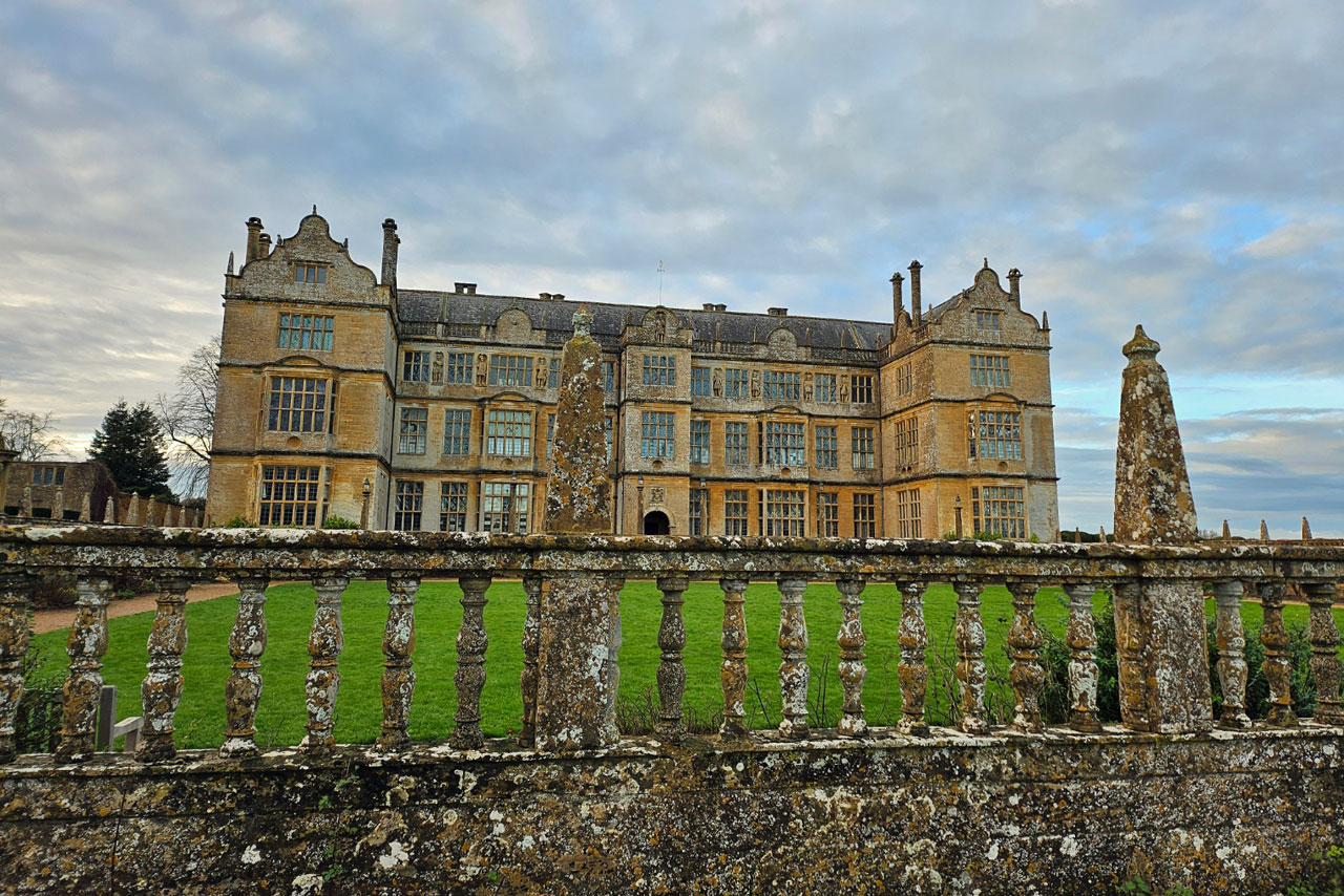 A Journey Through Time at Montacute House – NevilleHobson .com